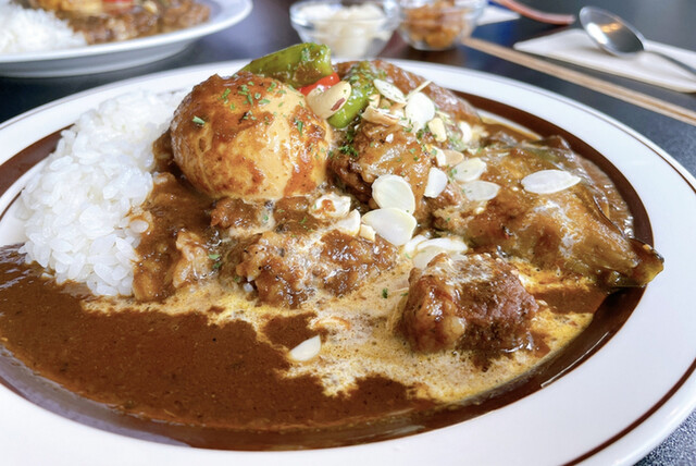 写真 : woof curry （ウーフ カレー） - 長谷/カレー | 食べログ