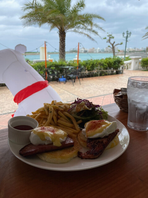 Cafe 808 （Café 808／カフェエイトオーエイト）のご予約 - 北谷町/カフェ | 食べログ