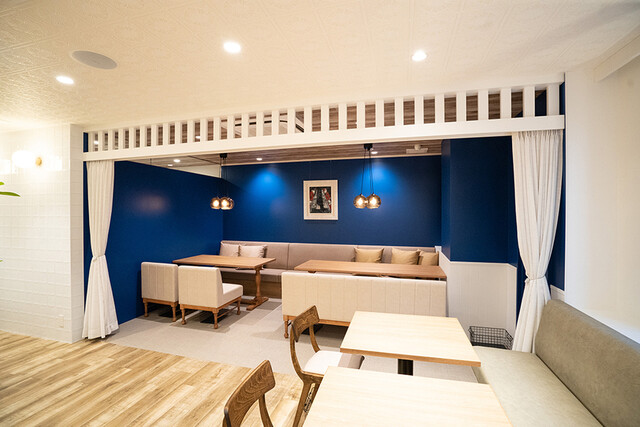 内観写真 : Cafe＆Bar Aile Ange （エールアンジュ） - 関内/バー | 食べログ