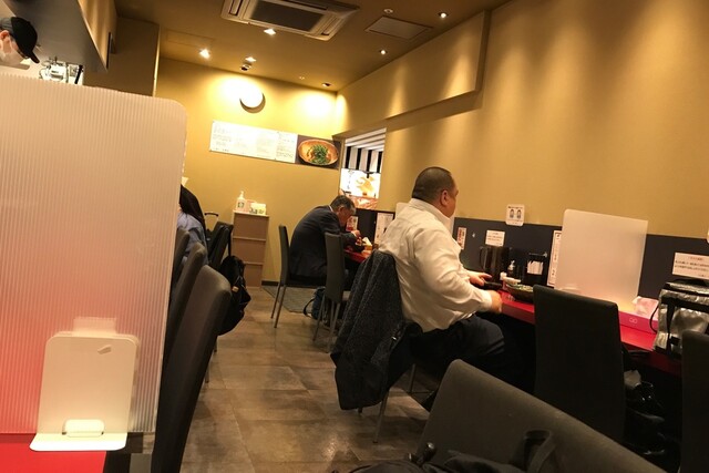 内観写真 : くにまつ＋武蔵坊 - 広島/担々麺 | 食べログ