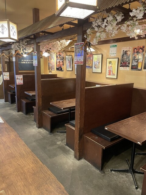 Seats : Yakiton Chikuzenya Kasai Ten - Kasai/Grilled tripe | Tabelog