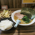 五丁目ハウス - 中野/ラーメン | 食べログ