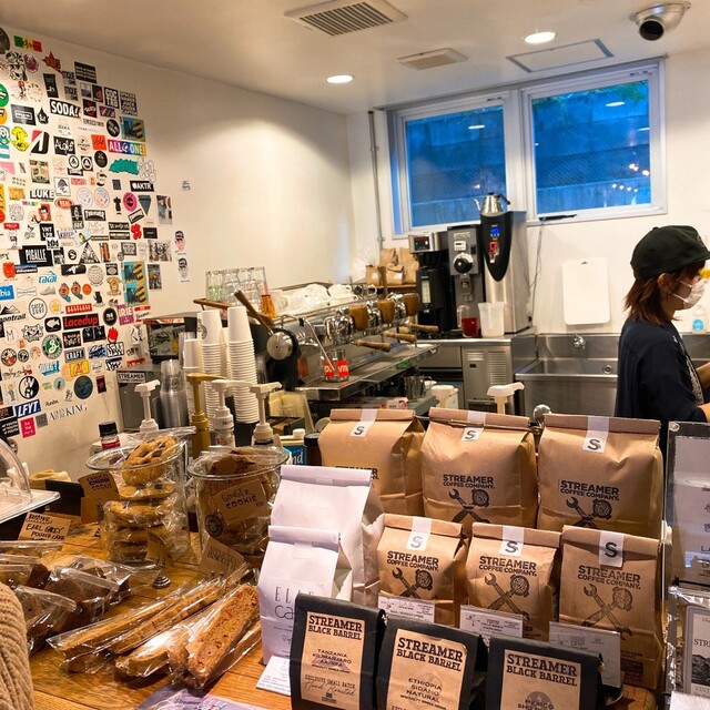 内観写真 : ストリーマー コーヒーカンパニー SHIBUYA （STREAMER COFFEE COMPANY） - 渋谷/カフェ | 食べログ