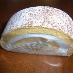 『誕生日のケーキはアテスウェイで！』by kk4a : アテスウェイ （a tes souhaits!） - 西荻窪/ケーキ [食べログ]