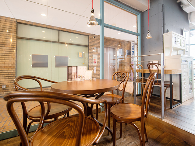 Cafe Normale - 下北沢/カフェ | 食べログ