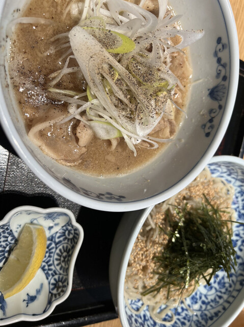 『ヒルズにこんな美味いジャンク系お蕎麦があったなんて。』by Zapril : 蕎麦前 山都 （そばまえやまと） - 六本木/そば [食べログ]