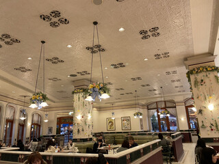 USJのおすすめレストラン！個性あふれるお店15選 [食べログまとめ]