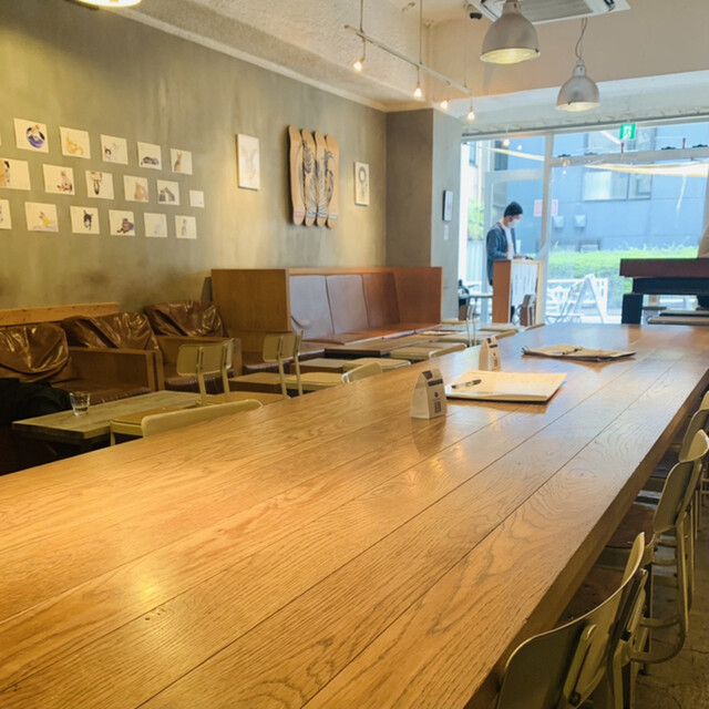 内観写真 : ストリーマー コーヒーカンパニー SHIBUYA （STREAMER COFFEE COMPANY） - 渋谷/カフェ | 食べログ