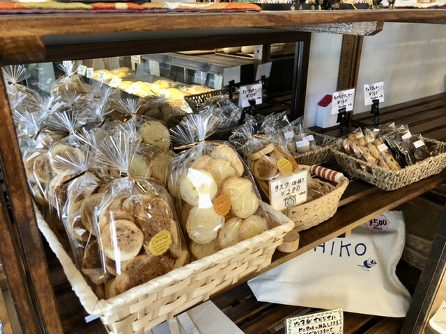 ベーカリー エーモン （Bakery emon） - 内子/パン | 食べログ