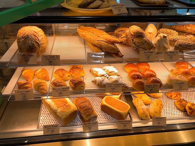 ポフベーカリー （POF BAKERY） - 千歳烏山/パン | 食べログ
