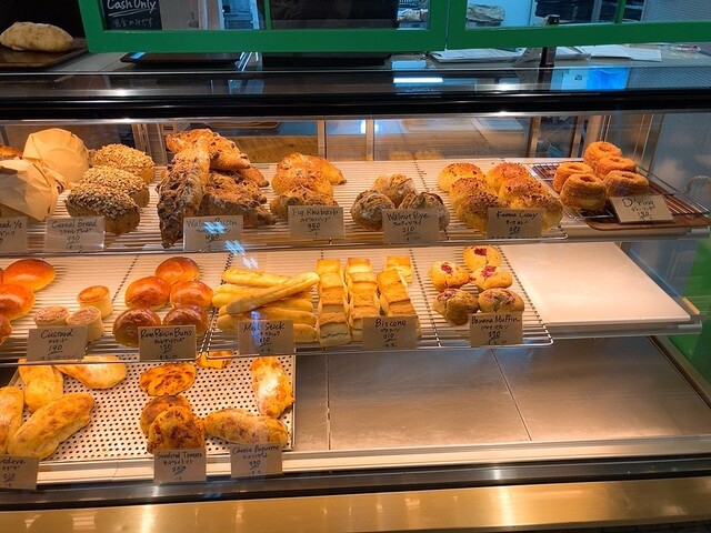 ポフベーカリー （POF BAKERY） - 千歳烏山/パン | 食べログ