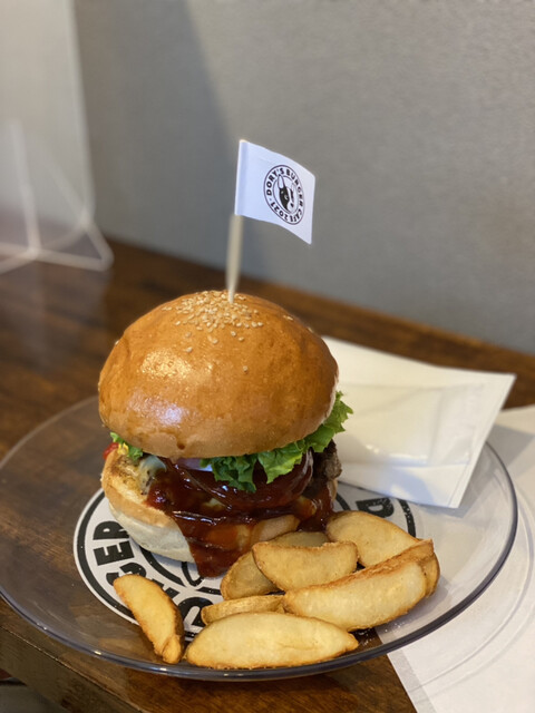 【閉店】Dory's Burger Cafe （ドリーズバーガーカフェ） - 錦糸町/ハンバーガー | 食べログ