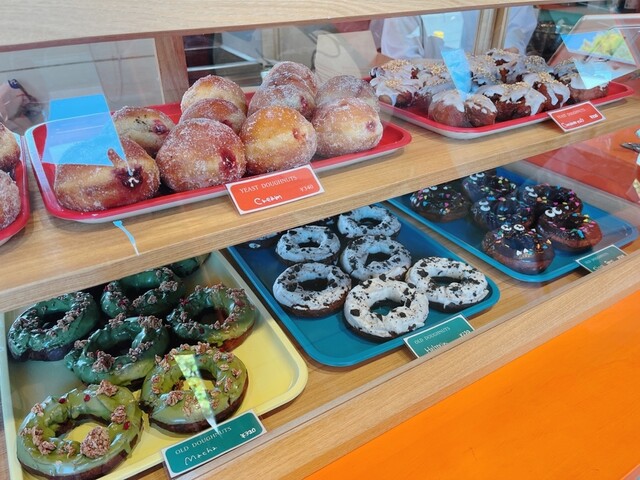 BARROW DOUGHNUTS （バロー ドーナツ） - 三津浜/ドーナツ | 食べログ