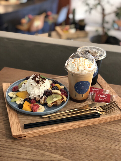 HARU COFFEE & BAR （【旧店名】MUI MUI） - 新大久保/カフェ | 食べログ
