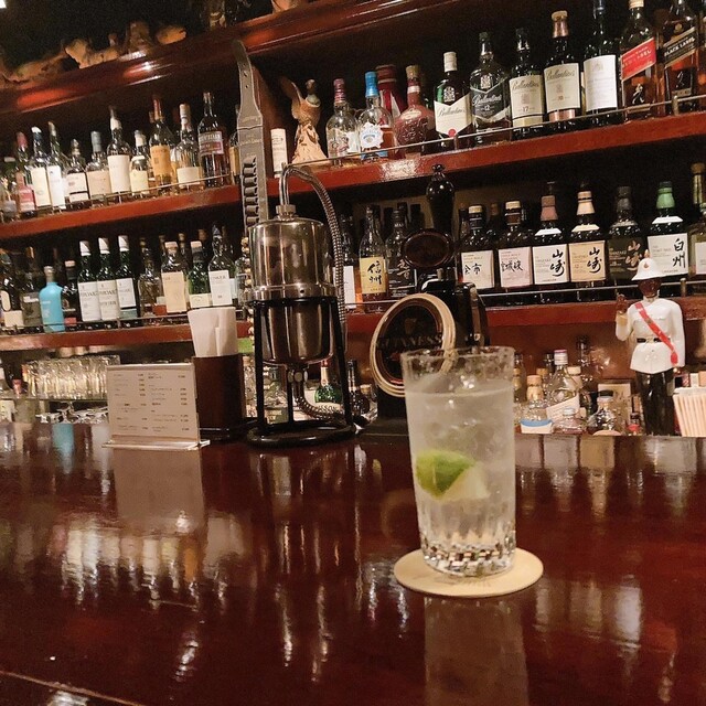 口コミ一覧 : バーヤナギ （BAR YANAGI 【旧店名】 アニーホールバー） - 丸太町（京都市営）/バー [食べログ]