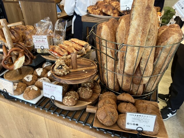 CONCENT MARKET to table （コンセント マーケット トゥ テーブル） - 宝塚南口/パン | 食べログ