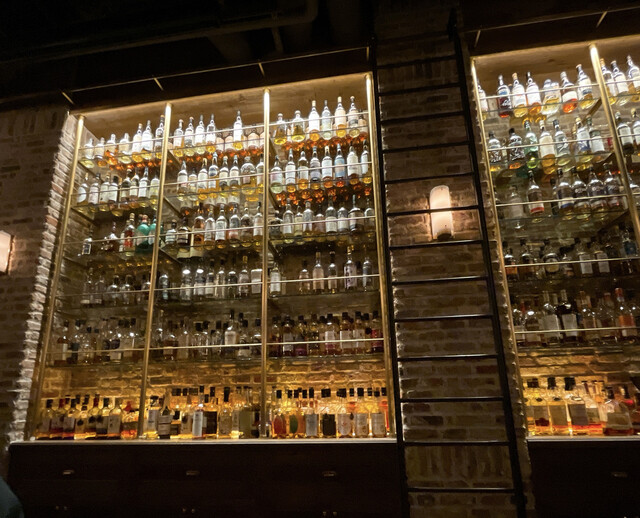 TOKYO Whisky Library - Omotesando/Bar [Tabelog]