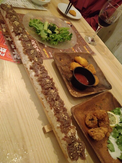 夜景個室 肉とチーズのバル Meat Holic 姫路駅前店 （ミートホリック） - 山陽姫路/居酒屋/ネット予約可 | 食べログ