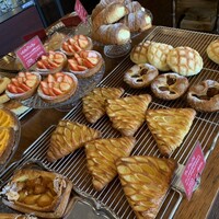 『カフェ併設のパン屋：ペインアンドカフェアメリ 』by zzz : ペインアンドカフェ アメリ （PAIN&CAFE Ameri） - 比地大/パン [食べログ]