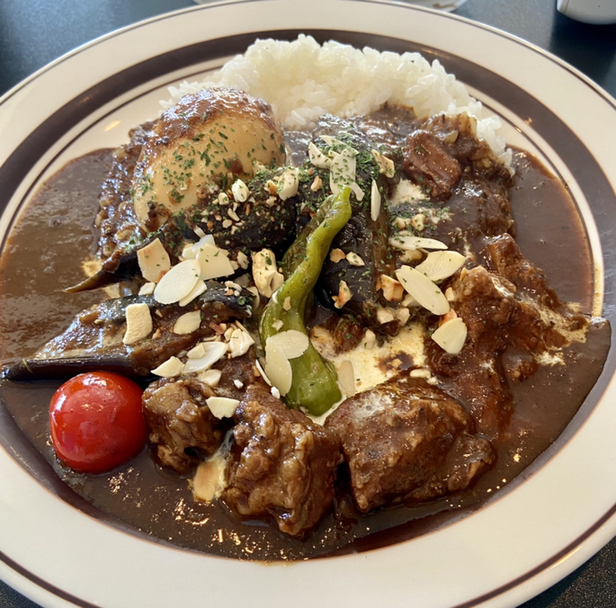 口コミ一覧 : woof curry （ウーフ カレー） - 長谷/カレー [食べログ]
