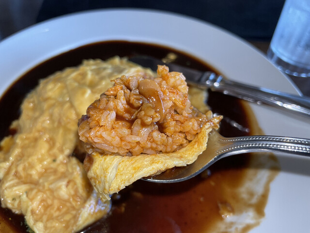 『玉子が美味しいオムライスの専門店（やっぱりデミオム、あとオムCRDもおススメ！！）』by さんタロー : ビッグスマイル （BIG ...