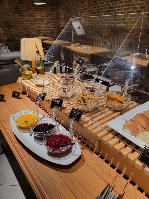 FROMA YORKYS CHEESE RESTAURANT&BAR - 三宮・花時計前/チーズ料理 | 食べログ