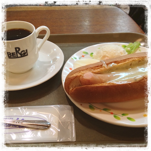by brukout : BERG （BEER＆CAFE BERG） - 新宿/カフェ [食べログ]