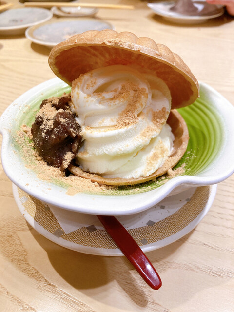 by big-bread : 廻転鮨 銀座おのでら 本店 - 表参道/回転寿司 [食べログ]