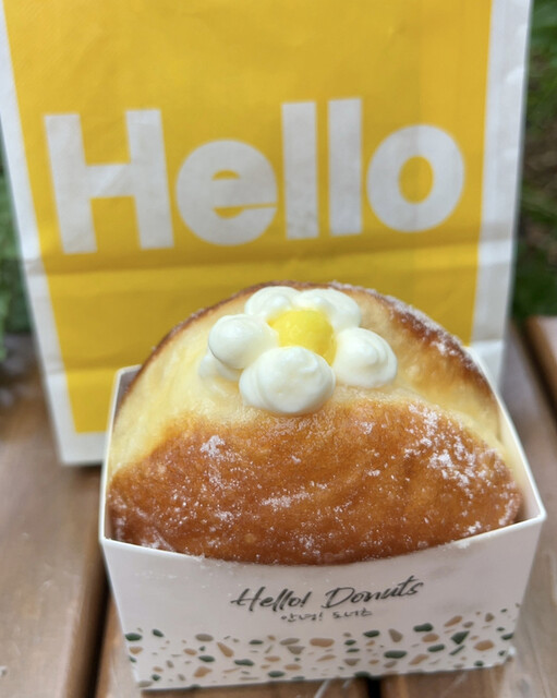『スイカのドーナツ？！』by ひろまめ27 : Hello! Donuts （ハロー ドーナッツ） - 新大久保/ドーナツ [食べログ]