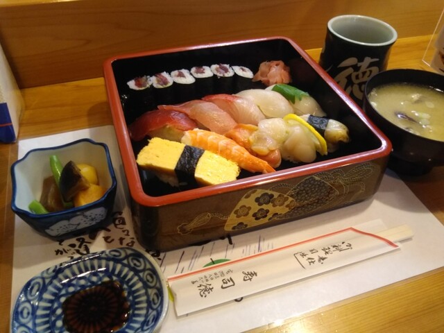 寿司徳 - 橋本/寿司 | 食べログ