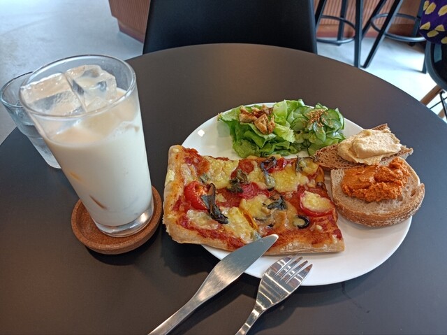 BOTANICAFE （ボタニカフェ） - 高島/カフェ | 食べログ