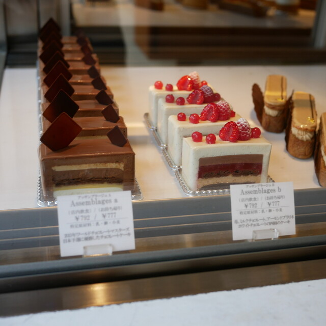 アッサンブラージュ カキモト （ASSEMBLAGES KAKIMOTO） - 神宮丸太町/ケーキ | 食べログ