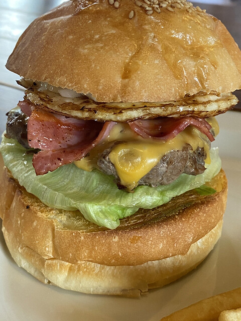 BENJAMIN BURGER （ベンジャミン バーガー） - 名護市/ハンバーガー | 食べログ