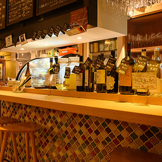 座席 : サケリア バンコ （Sakeria BANCO） - 神田/居酒屋 | 食べログ