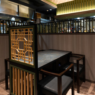 座席 : 参鶏湯 tan （sam-ge-tang tan / タン） - 神田/韓国料理 | 食べログ