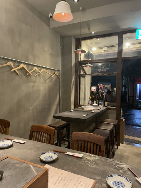 内観写真 : 日本酒バル NEO JAPANESE STANDARD 立川店 - 立川/居酒屋 | 食べログ