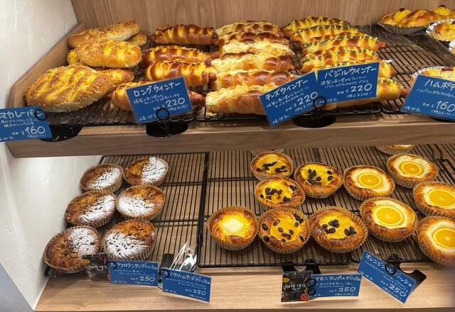 BLUE SKY BAKERY （ブルー スカイ ベーカリー） - 甲東園/パン | 食べログ