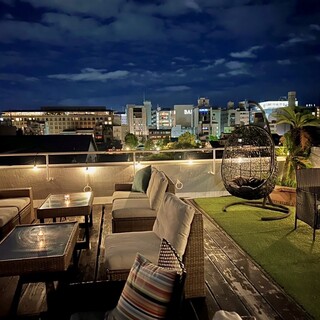 座席 : Bistro×Bar HAKONIWA （ハコニワ） - 祇園四条/ダイニングバー | 食べログ