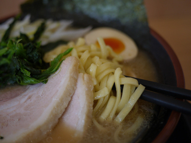 【閉店】らあめん怒寸屋 - 北松本/ラーメン | 食べログ