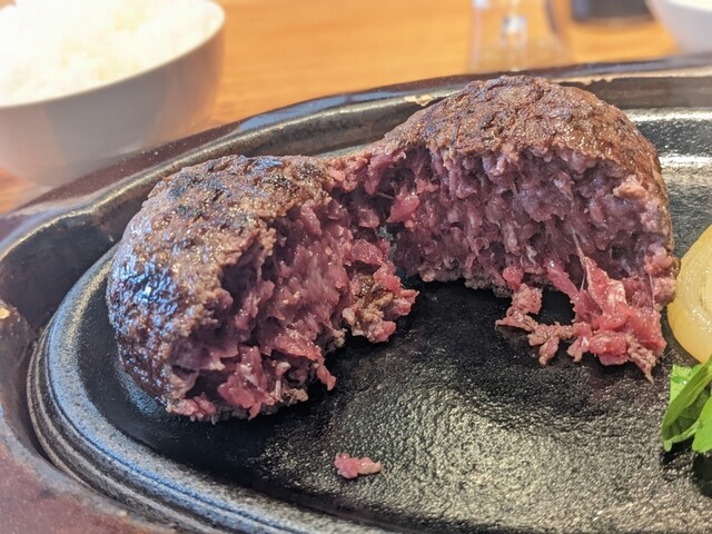 Beef Junkie （ビーフジャンキー） - 伏見/ハンバーグ/ネット予約可 | 食べログ