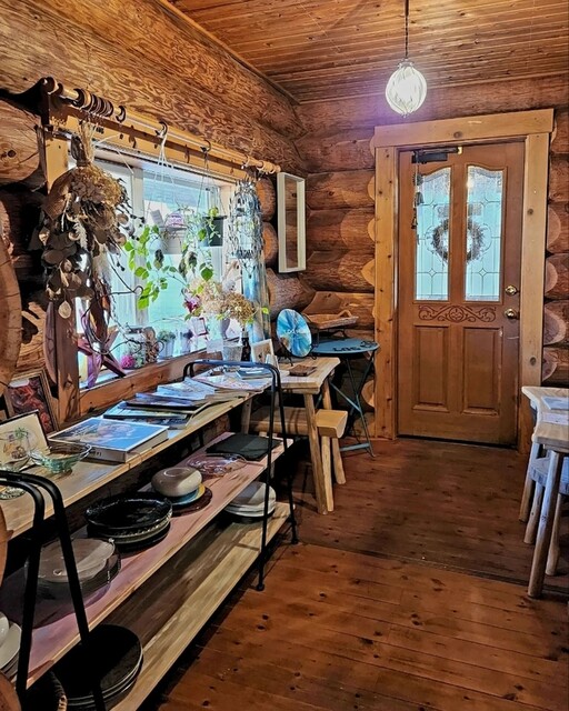 LOG cafe （ログ カフェ） - 大門/カフェ | 食べログ