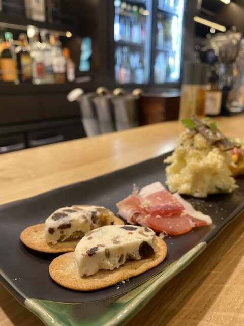 TASU＋ （TASU⁺/タスプラス） - 東京/日本酒バー/ネット予約可 | 食べログ