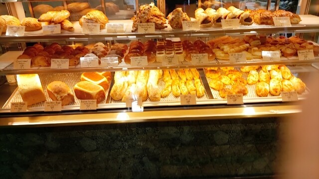 by ゆうこりん2020 : ポフベーカリー （POF BAKERY） - 千歳烏山/パン [食べログ]