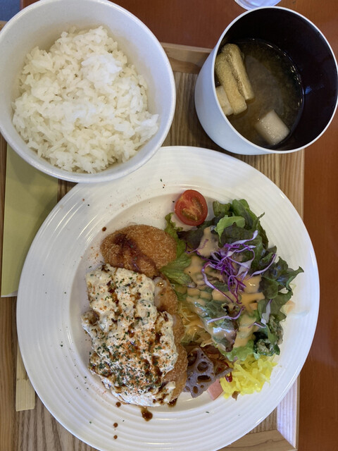 『店主さんワンオペのお店』by 田部杉子 : 食堂 Eruma （エルマ） - 高島/食堂 [食べログ]