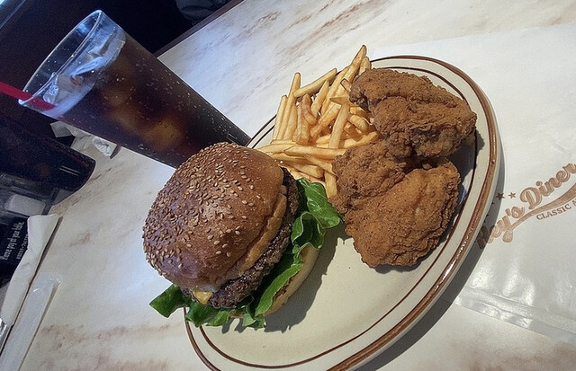 Hey's Diner （ヘイズダイナー） - 京成幕張本郷/ピザ | 食べログ