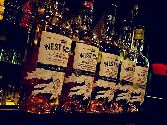 Bar sinsomnia （バー シンソムニア） - 西武新宿/バー | 食べログ