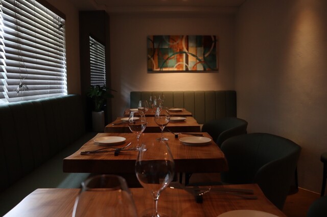 座席 : erba - 神泉/イタリアン | 食べログ