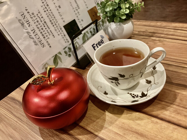 Cafe&Bar Weal'S （カフェ&バー ウィールズ）のご予約 - 東本願寺前/カフェ | 食べログ