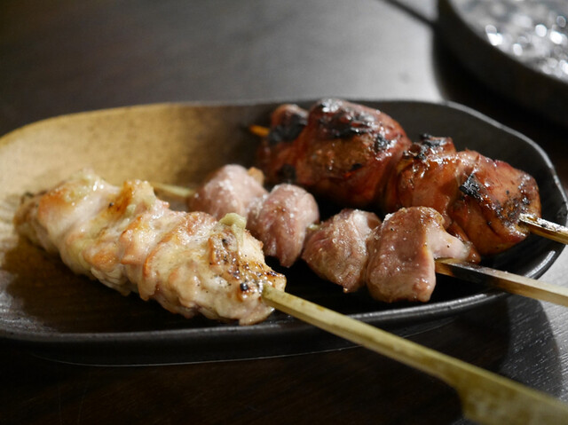 焼鳥BASE SAUCE or SALT （焼鳥ベース ソース オア ソルト） - 栄町/焼鳥 | 食べログ