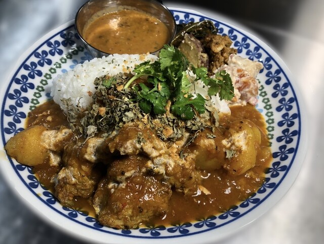 Bai toong （バイトーン） - 本山/タイ料理 | 食べログ